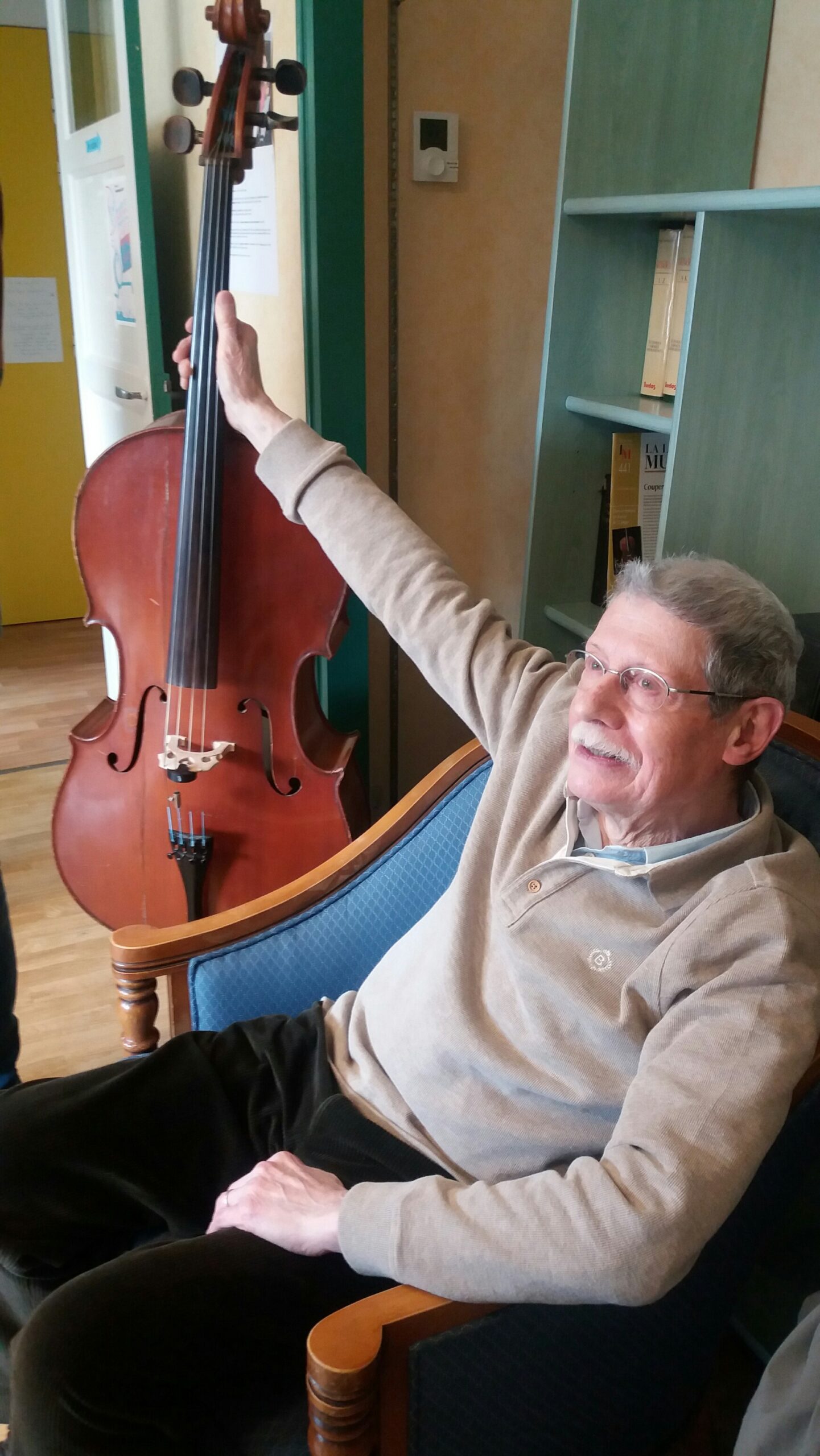 Jacques-au-violoncelle - AMA Bretagne